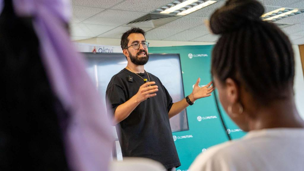 AI or DIE - Tour at University of Botswana with Alexander Morad